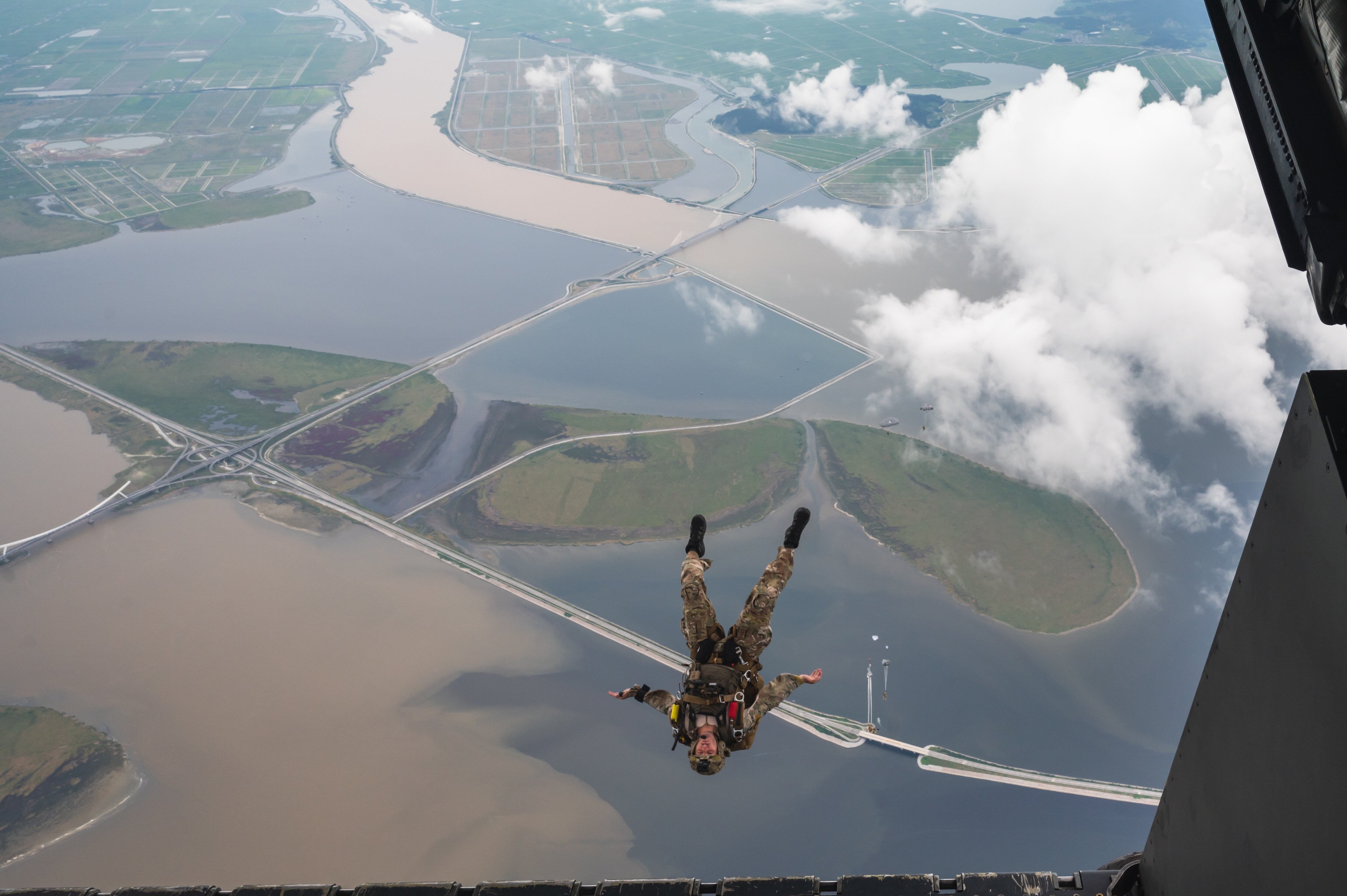 Amazing Air Force Moments in Photos