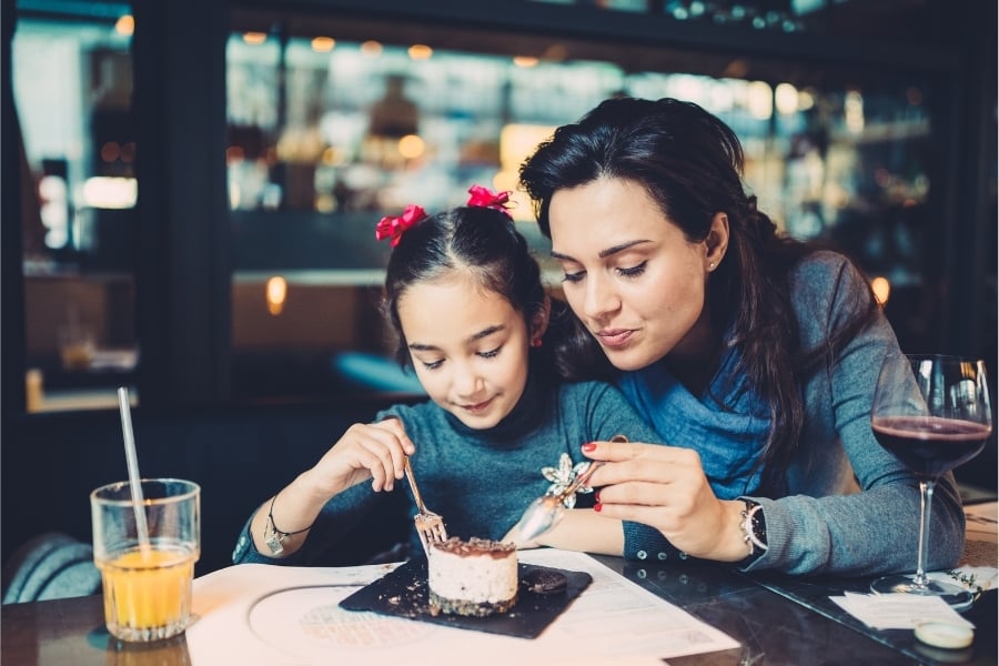 6 Ideas for Surviving an Extended Stay in Temporary Lodging