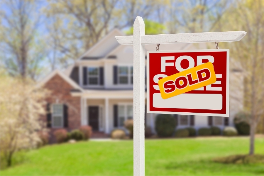 Strategies for Selling a Home in a Buyers' Market
